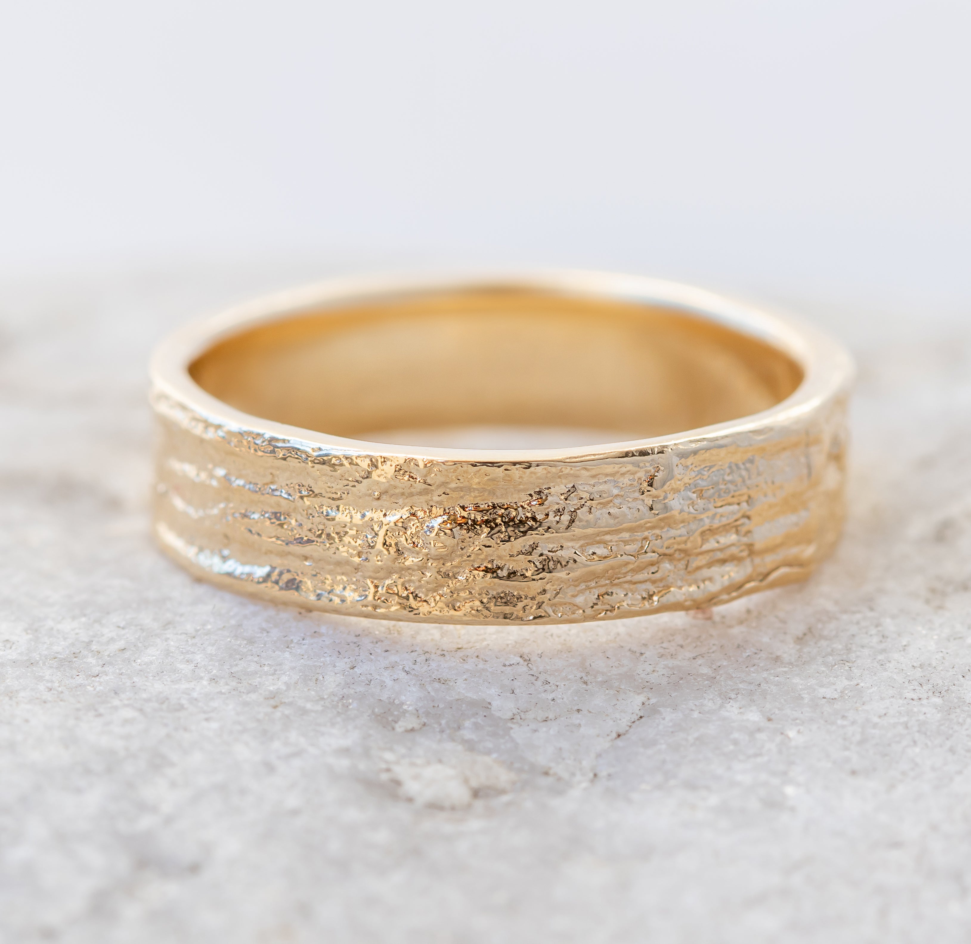 Arnold Bark Textured Ring | Laura Preshong – Laura-Preshong-Jewelry